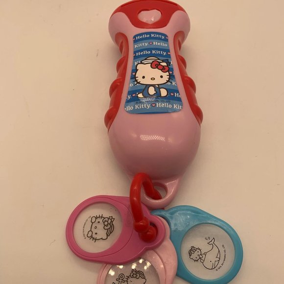 Toys | Vintage Hello Kitty Projection Flashlight 212 Tested Working ...